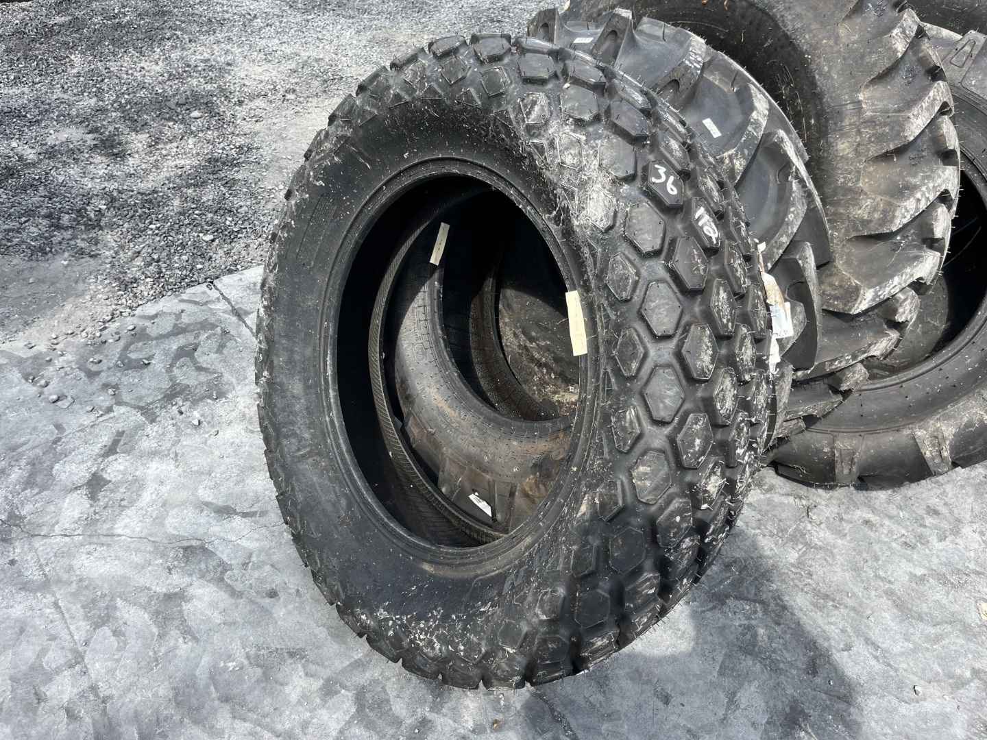 13.6X28 Titan OTR Tire R-3 Torc Trac 6-Ply CONDITION: NewTREAD DEPTH ...
