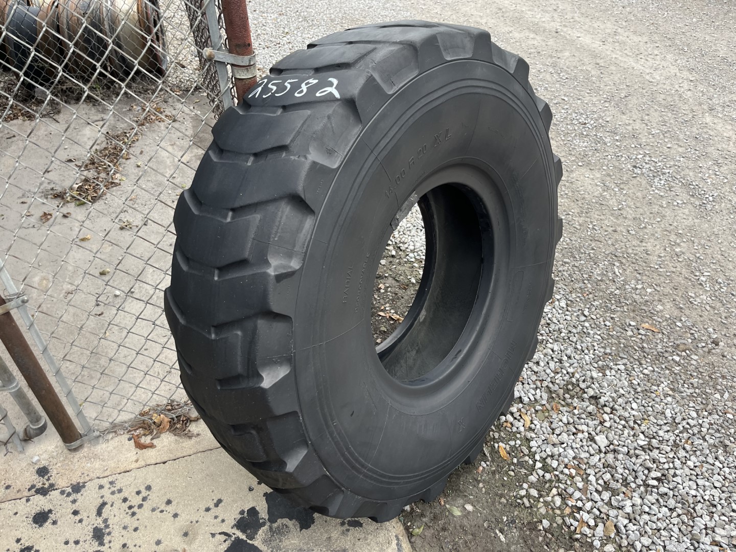 14.00X20 Michelin OTR Tire E-3 XL 18-Ply CONDITION: Retread-UsedTREAD ...