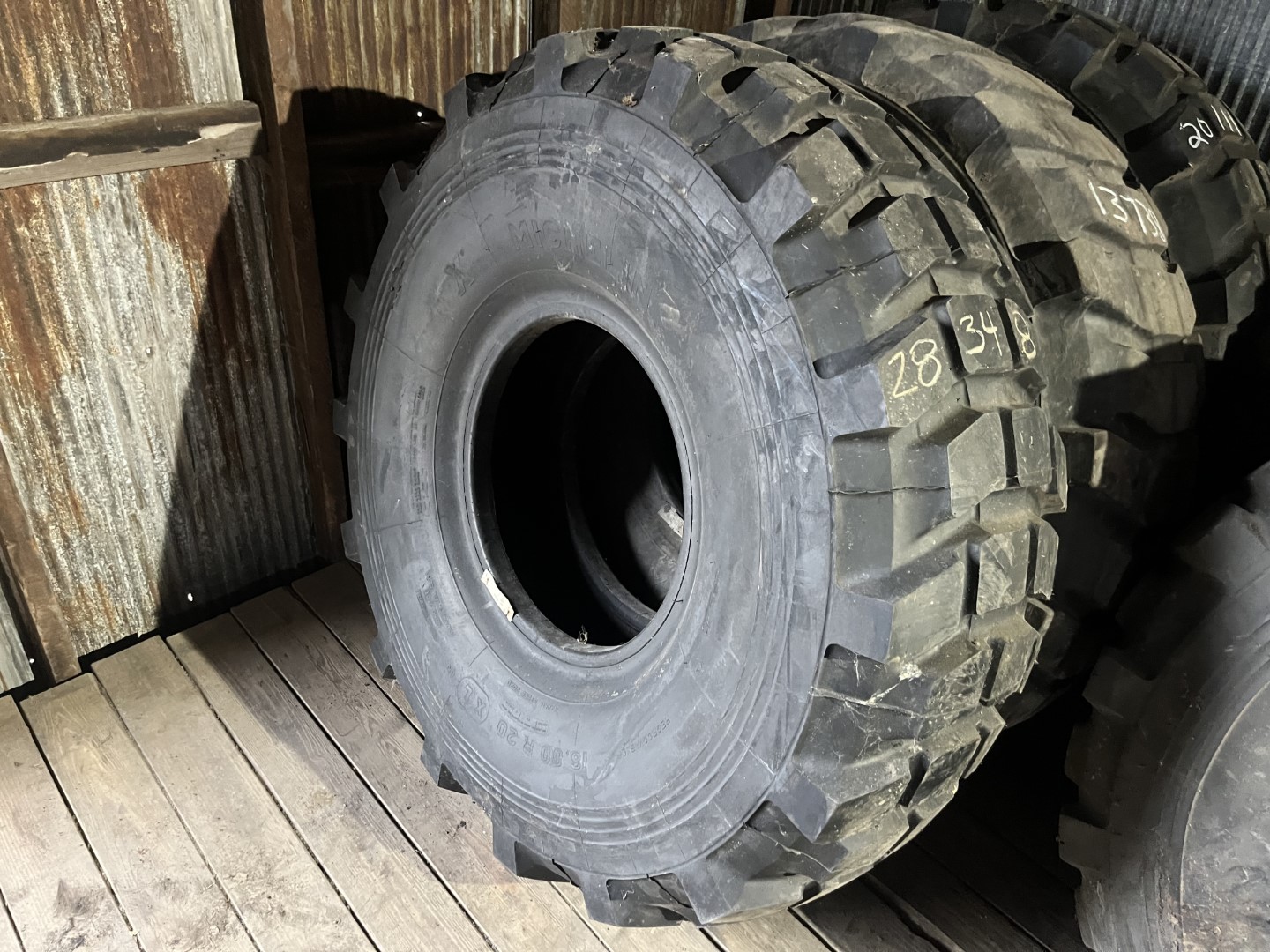 16.00R20 Michelin OTR Tire E-3 XL 1-Star CONDITION: New-Take-OffTREAD ...