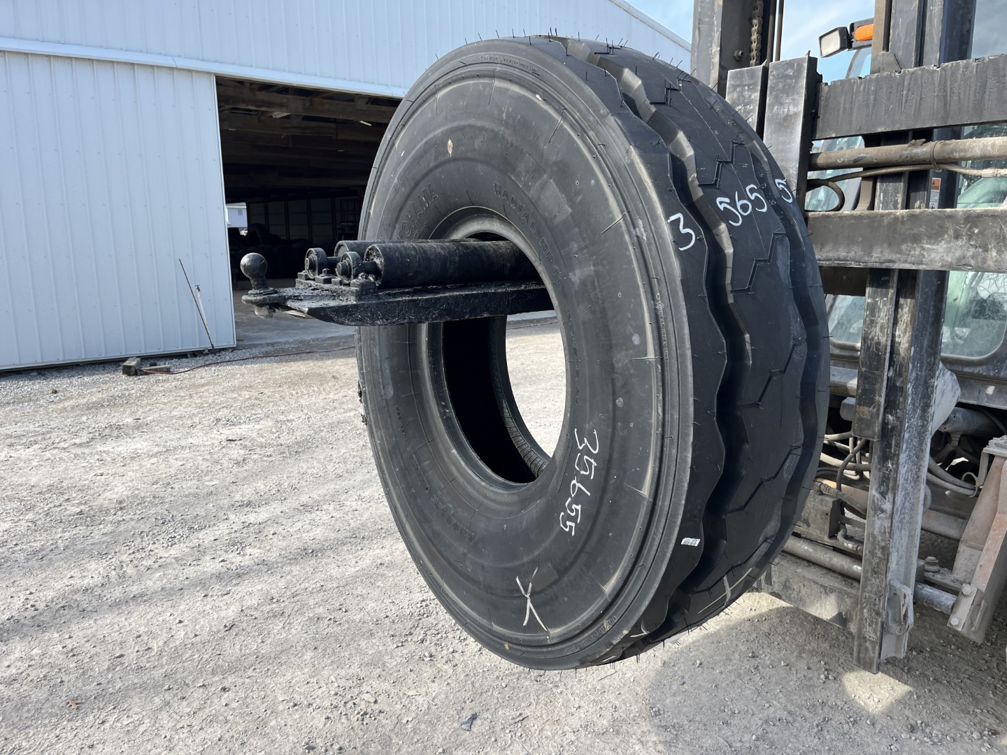 16.00R25 Yokohama OTR Tire IND-4 RR41 3-Star CONDITION: NewTREAD DEPTH ...