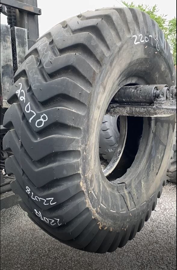 16.00X25 Mohawk OTR Tire E-3 L-3 E3/L3 24-Ply CONDITION: Retread ...