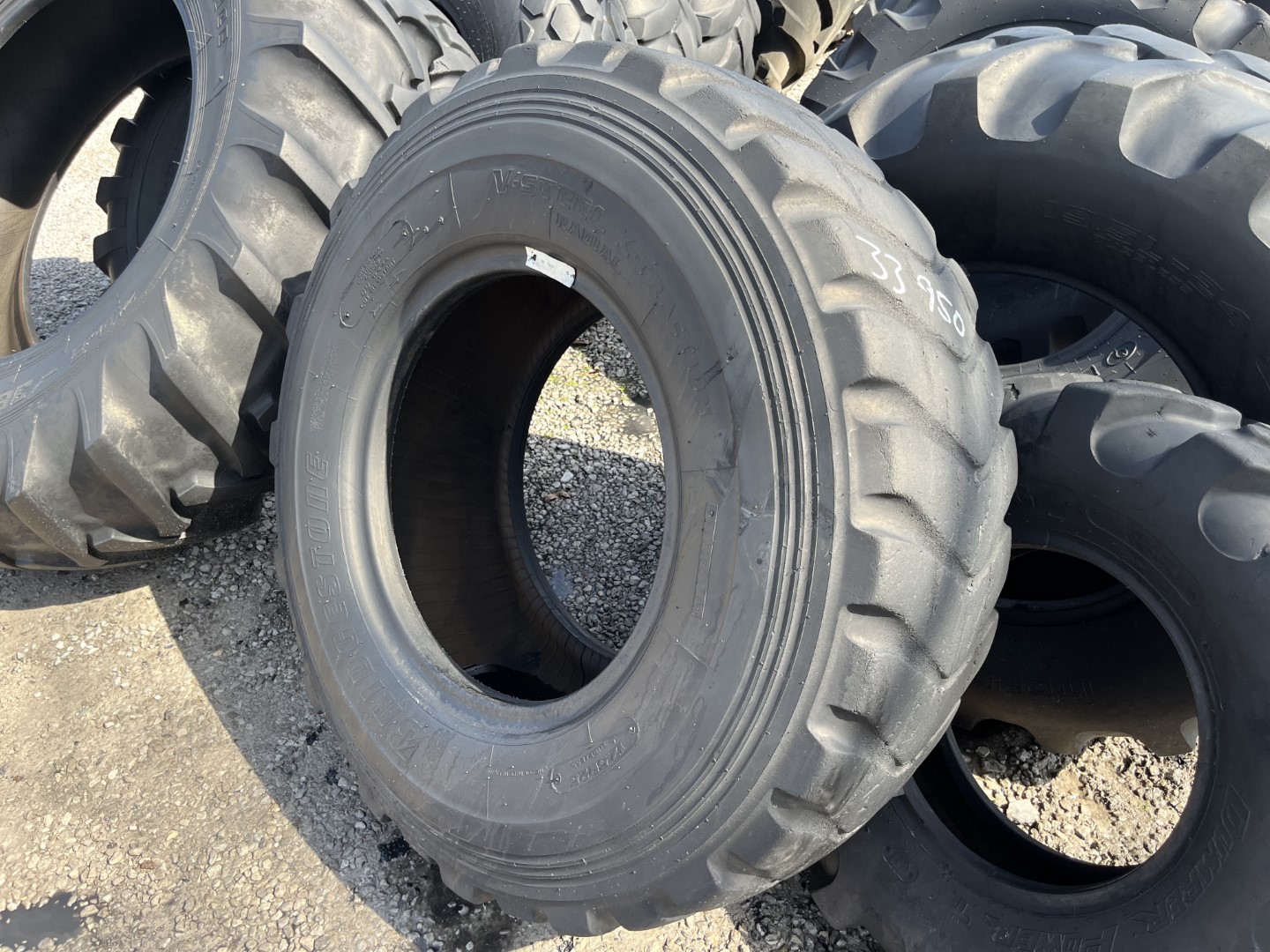 17.5R25 Bridgestone OTR Tire E-2 VKT 1-Star CONDITION: Used TREAD DEPTH ...