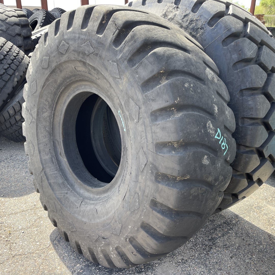 21.00X25 Goodyear OTR Tire L-3 ELV-3A 32-Ply CONDITION: UsedTREAD DEPTH ...