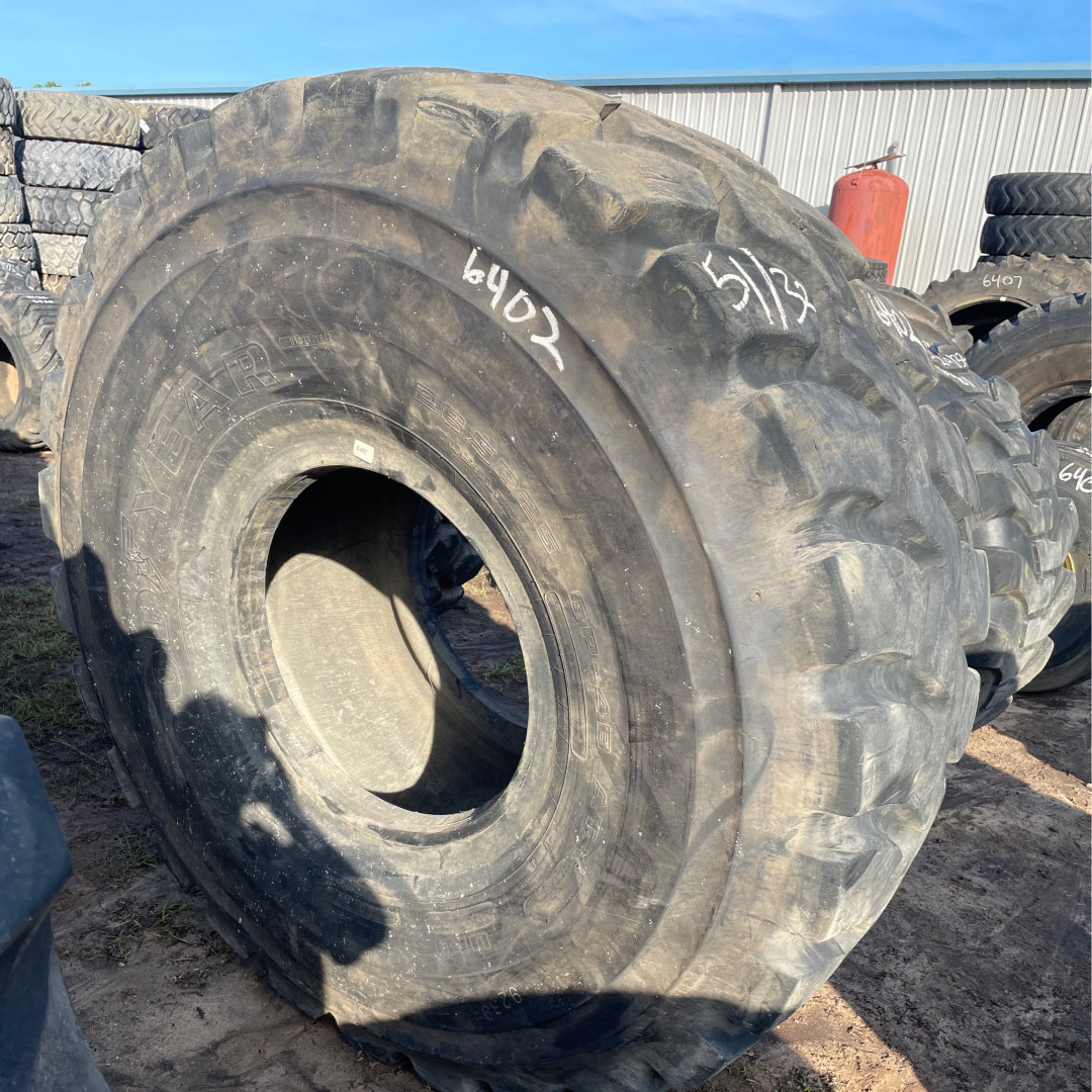 26.5R25 Goodyear OTR Tire E-4 L-4 G-4 GP4B 1-Star CONDITION: UsedTREAD ...