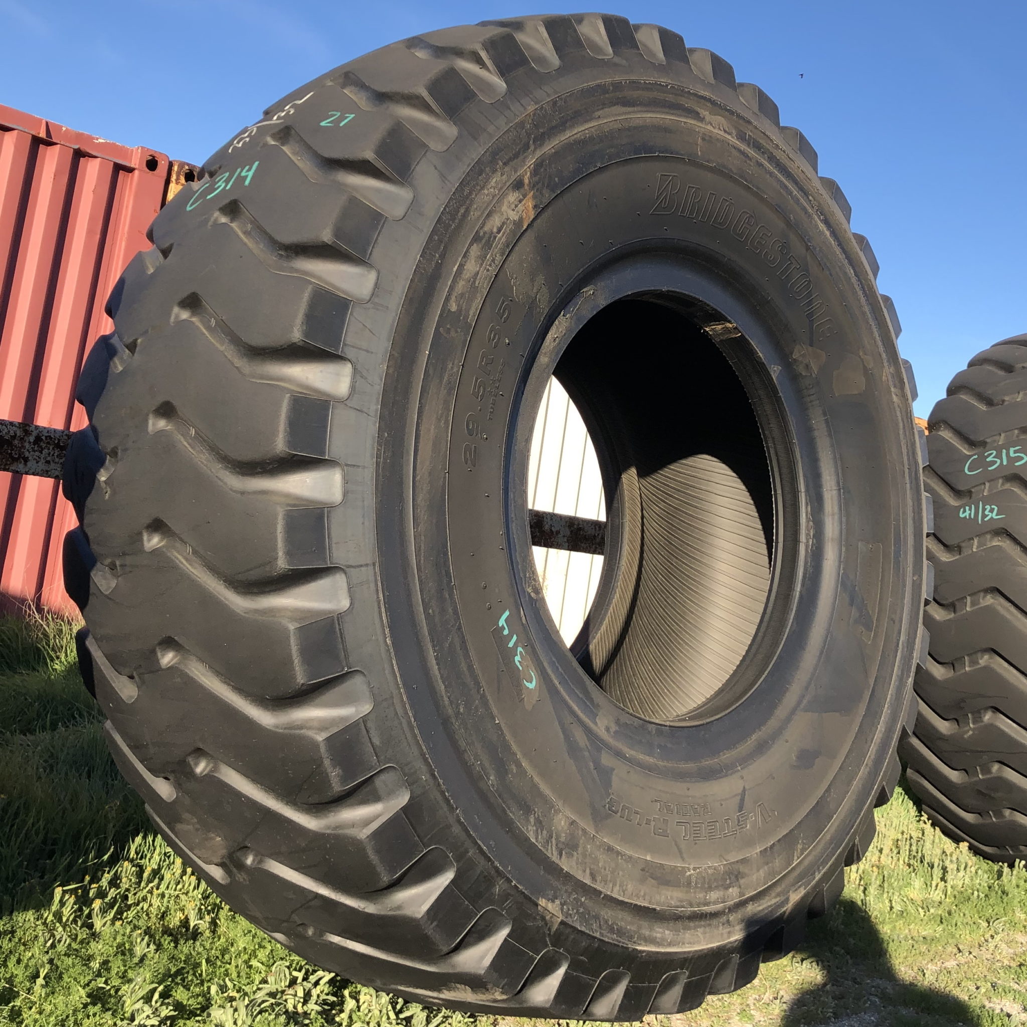 29.5R35 Bridgestone OTR Tire E-3 VRL 2-Star CONDITION: UsedTREAD DEPTH ...