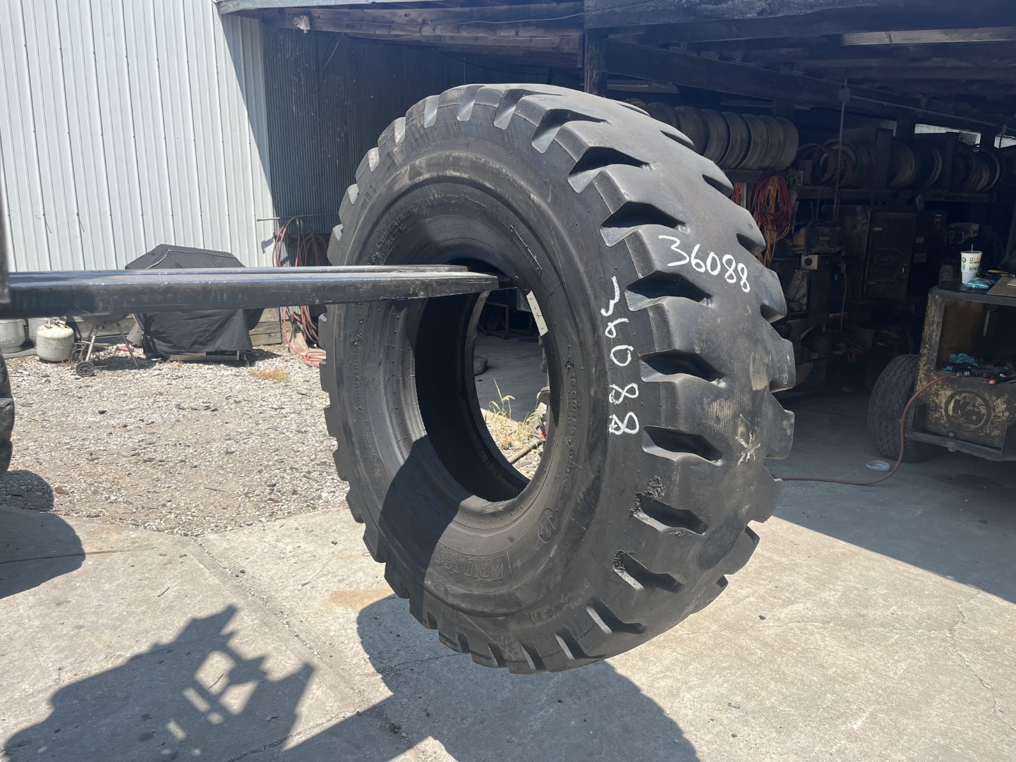 16.00R25 Bridgestone OTR Tire IND-4 L-4 VCHD 200AS CONDITION: UsedTREAD ...