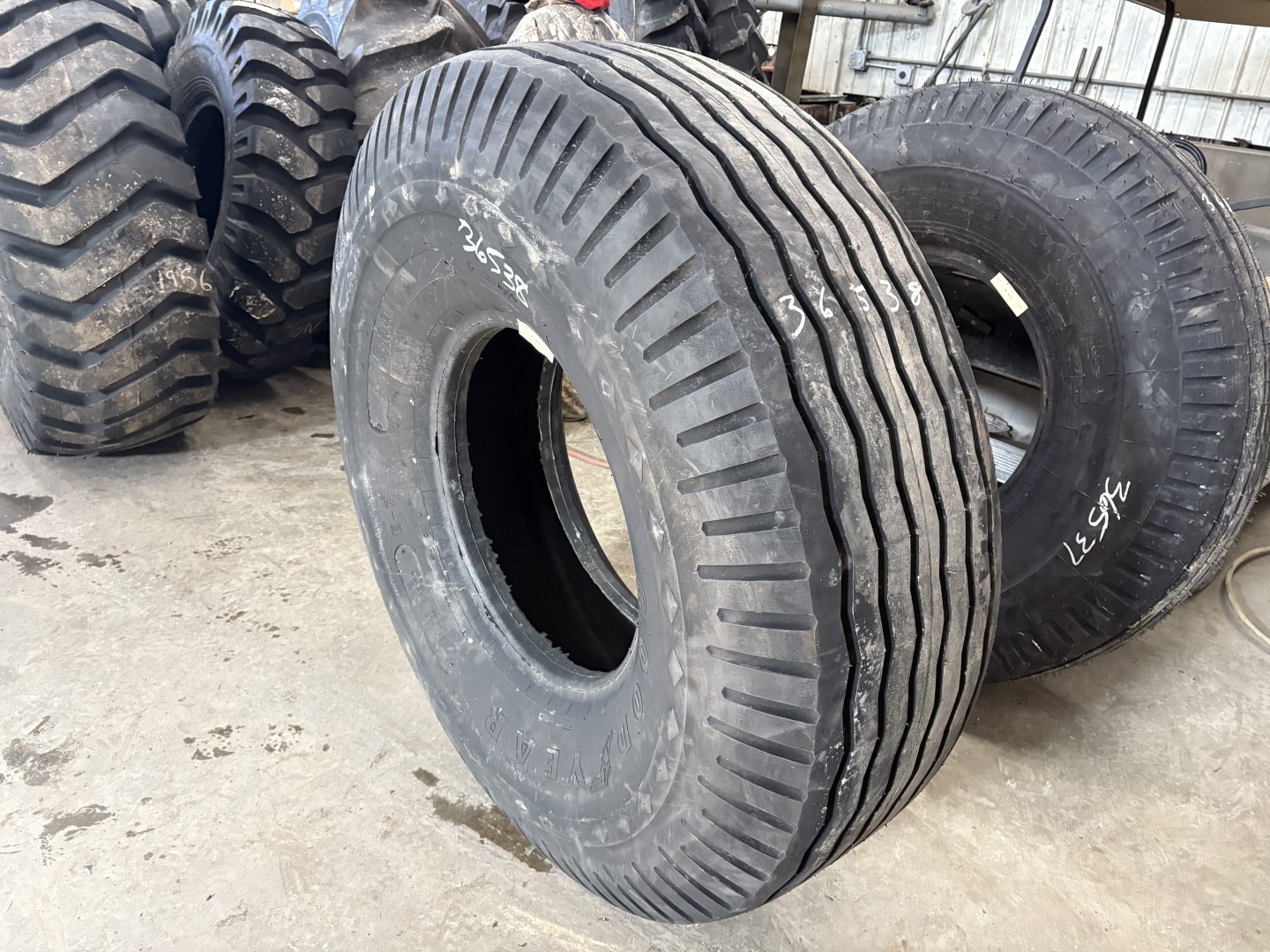 18.00X25 Goodyear OTR Tire E-7 SRB7A 16-Ply CONDITION: New TREAD DEPTH ...