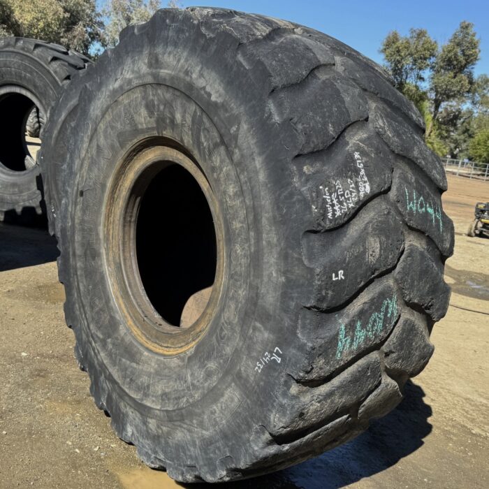 26.5R25 Bridgestone OTR Tire L-4 XLDD1 1-Star CONDITION: UsedTREAD ...