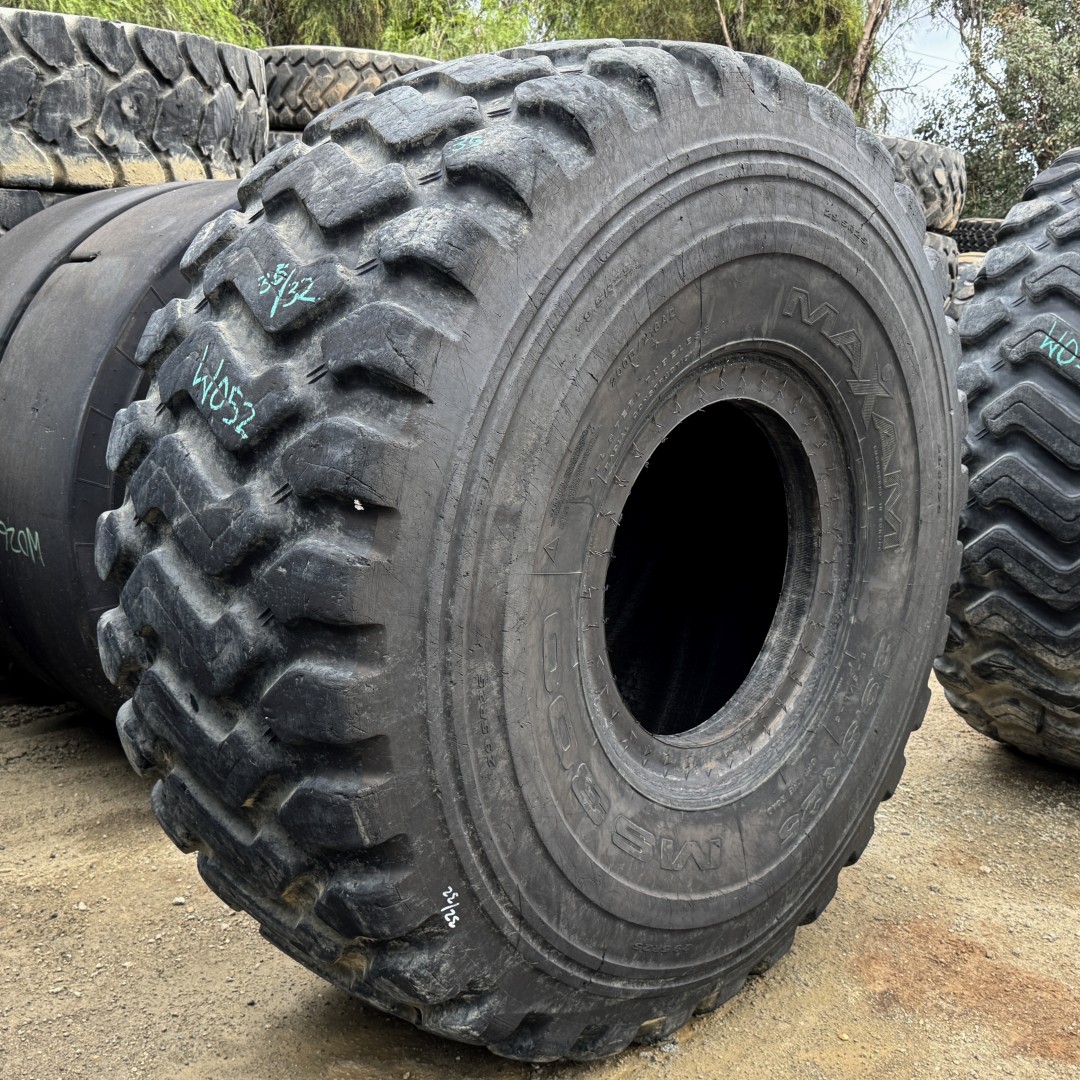 29.5R25 Maxam OTR Tire E-3 L-3 MS300 2-Star CONDITION: UsedTREAD DEPTH ...